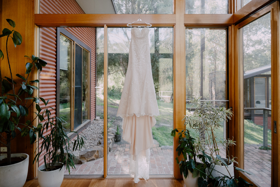 Louise & Christopher 's wedding at Montsalvat — DUUET | Melbourne ...